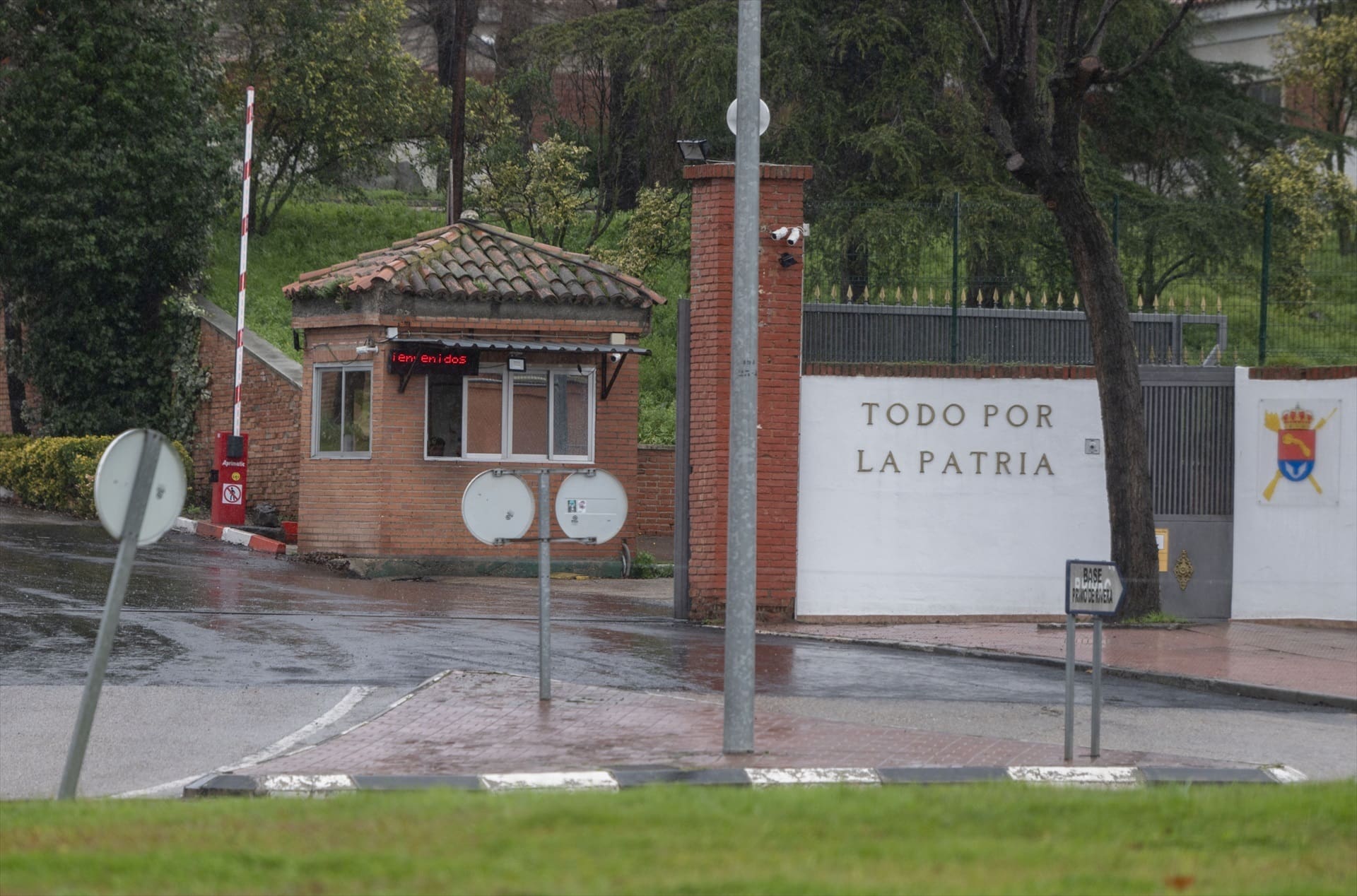 Un hombre muere por causas naturales cerca del cuartel de Alcalá de Henares