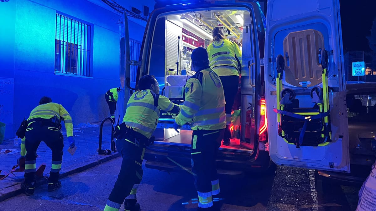 Sindicatos denuncian la agresión a dos sanitarios de Samur en Usera ...